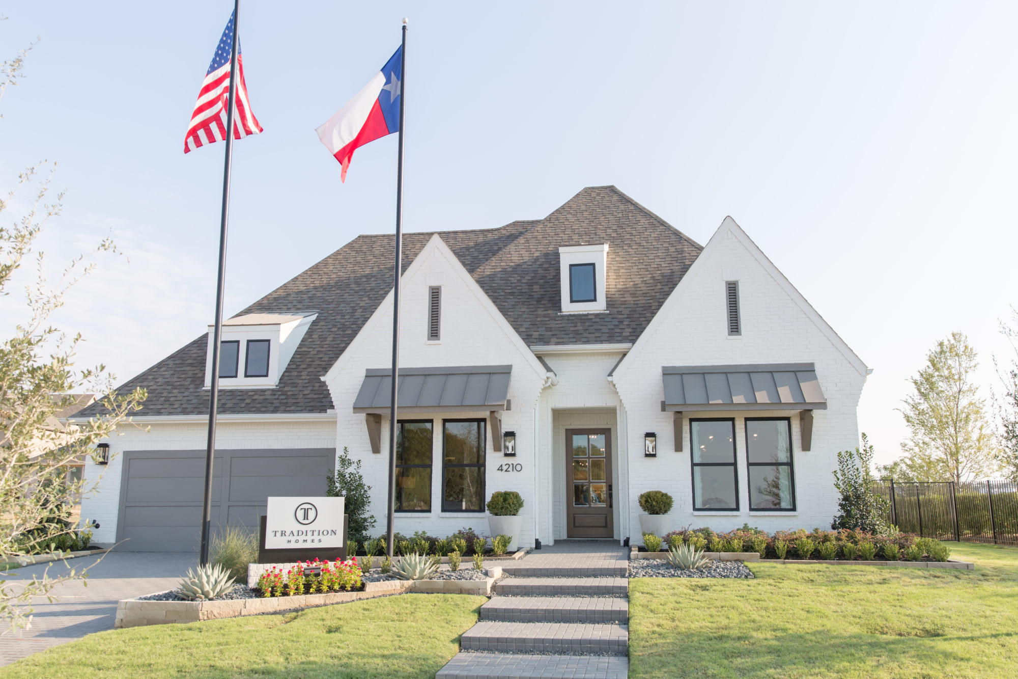 Gallery : Tradition Homes